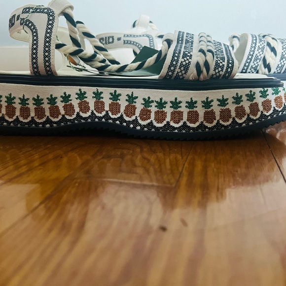 FARM Rio | Shoes | Farm Rio Pineapple Platform Sandals Size 1 | Poshmark